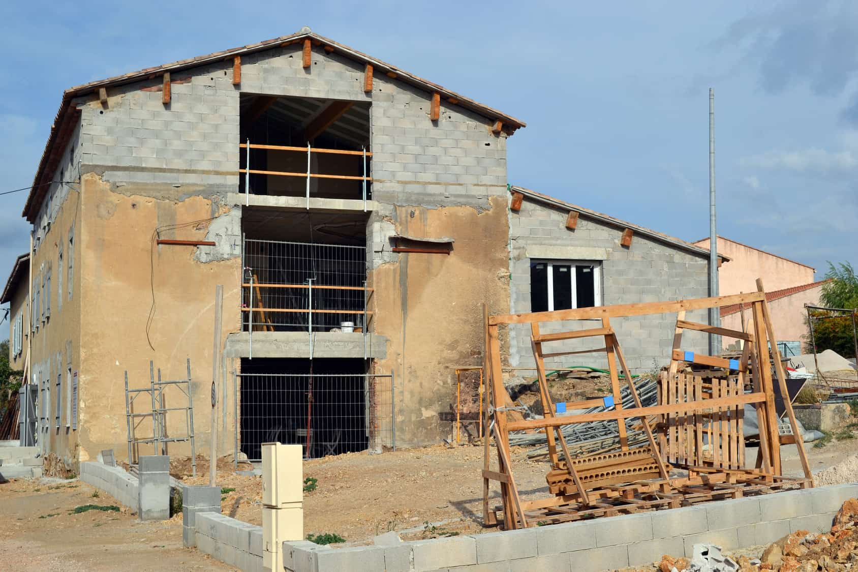 Pourquoi investir dans des crépis extérieurs